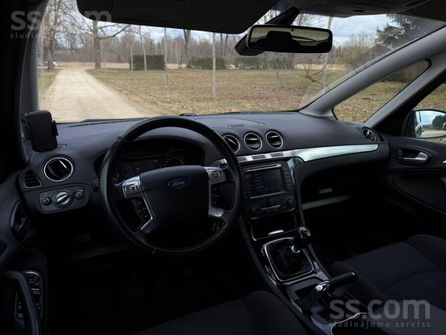 Melns Ford S-Max 2012 Ogre, ar dzinēja tilpumu 1.60 L un nobraukumu 277 tūkst. km par 4990 €, foto 7 vietnē AUTOMOTO.COM.LV
