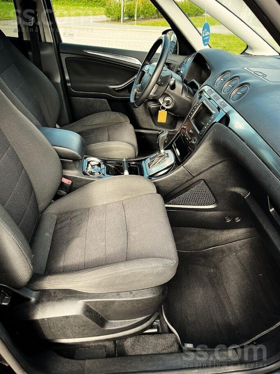 Melns Ford S-Max 2012 Jelgava, ar dzinēja tilpumu 2.00 L un nobraukumu 256 tūkst. km par 5450 €, foto 16 vietnē AUTOMOTO.COM.LV
