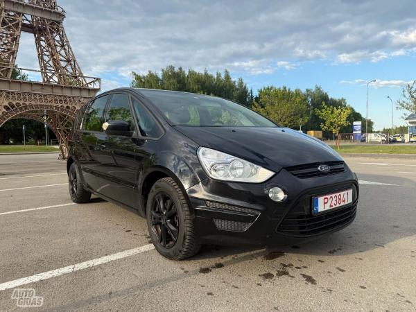 Black Ford S-Max 2012 in Mazeikiai, with an engine capacity of 2.00 L and mileage of 268 thousand km for 4500 €, photo 7 on AUTOMOTO.COM.LV