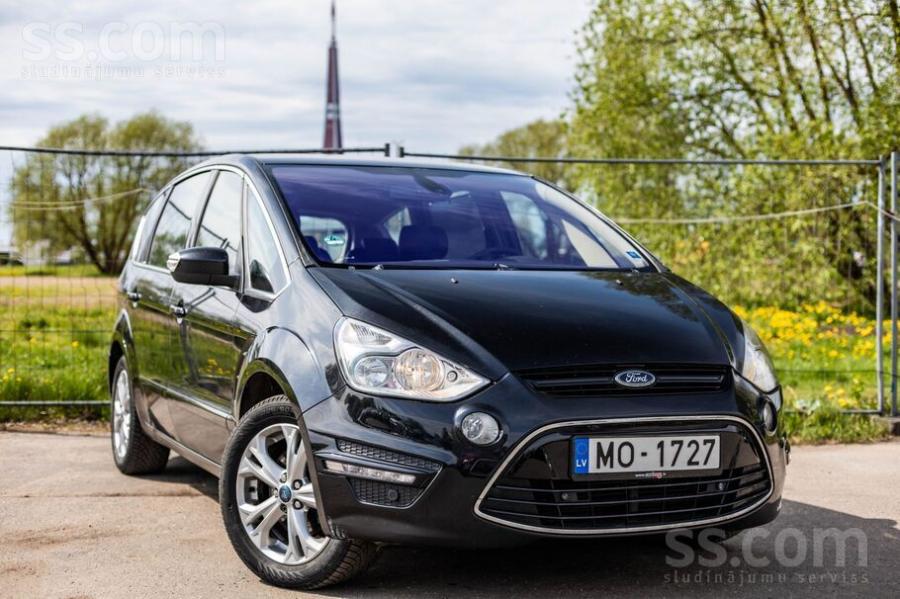 Black Ford S-Max 2012 in Riga, with an engine capacity of 2.00 L and mileage of 350 thousand km for 5790 €, photo 3 on AUTOMOTO.COM.LV