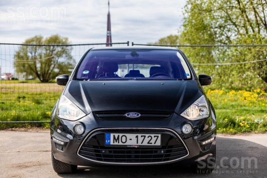 Black Ford S-Max 2012 in Riga, with an engine capacity of 2.00 L and mileage of 350 thousand km for 5790 €, photo 4 on AUTOMOTO.COM.LV