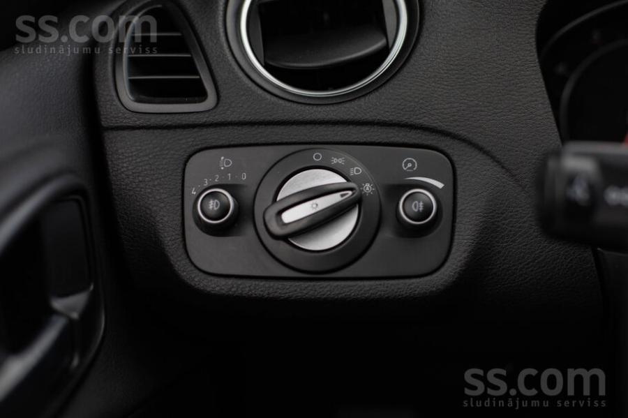 Black Ford S-Max 2012 in Riga, with an engine capacity of 2.00 L and mileage of 350 thousand km for 5790 €, photo 18 on AUTOMOTO.COM.LV