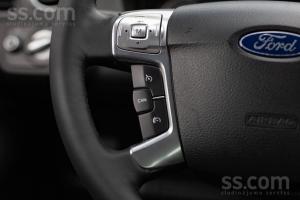 Black Ford S-Max 2012 in Riga, with an engine capacity of 2.00 L and mileage of 350 thousand km for 5790 €, photo 19 on AUTOMOTO.COM.LV
