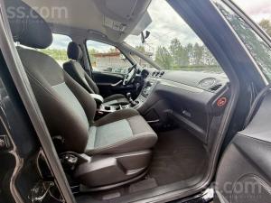 Melns Ford S-Max 2012 Rīga, ar dzinēja tilpumu 2.00 L un nobraukumu 0 tūkst. km par 4990 €, foto 22 vietnē AUTOMOTO.COM.LV