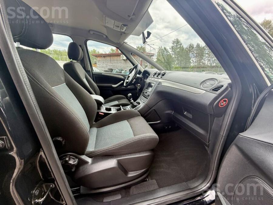 Melns Ford S-Max 2012 Rīga, ar dzinēja tilpumu 2.00 L un nobraukumu 0 tūkst. km par 4990 €, foto 22 vietnē AUTOMOTO.COM.LV