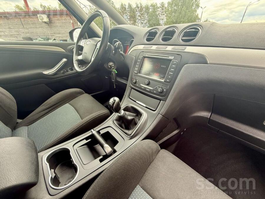 Melns Ford S-Max 2012 Rīga, ar dzinēja tilpumu 2.00 L un nobraukumu 0 tūkst. km par 4990 €, foto 30 vietnē AUTOMOTO.COM.LV