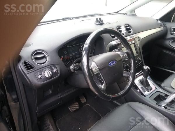 Melns Ford S-Max 2012 Rīga, ar dzinēja tilpumu 2.00 L un nobraukumu 270 tūkst. km par 4100 €, foto 8 vietnē AUTOMOTO.COM.LV