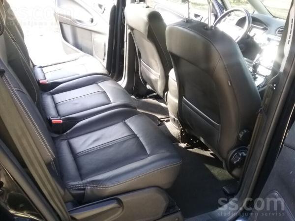 Melns Ford S-Max 2012 Rīga, ar dzinēja tilpumu 2.00 L un nobraukumu 270 tūkst. km par 4100 €, foto 9 vietnē AUTOMOTO.COM.LV