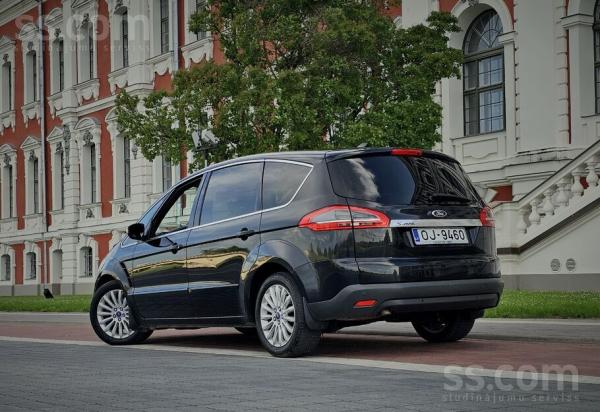 Black Ford S-Max 2012 in Jelgava, with an engine capacity of 2.00 L and mileage of 256 thousand km for 5490 €, photo 5 on AUTOMOTO.COM.LV