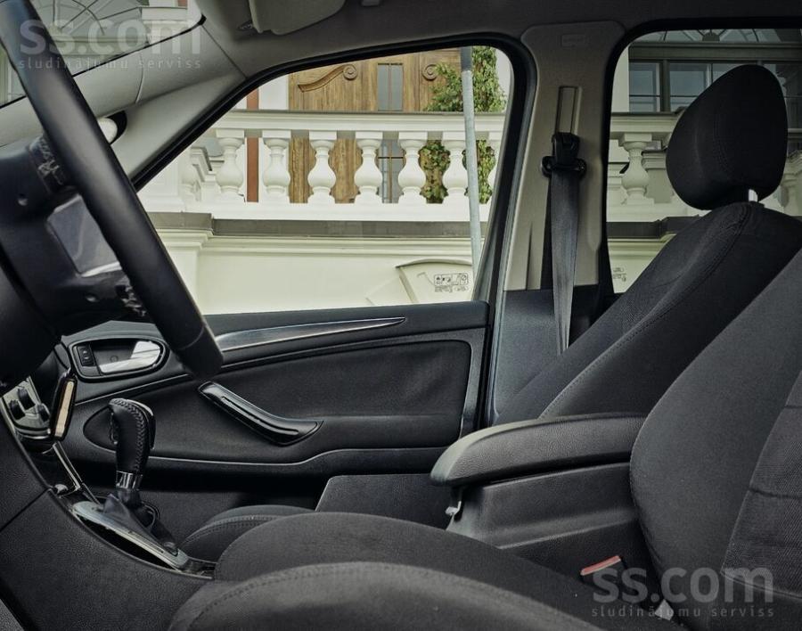 Melns Ford S-Max 2012 Jelgava, ar dzinēja tilpumu 2.00 L un nobraukumu 256 tūkst. km par 5490 €, foto 9 vietnē AUTOMOTO.COM.LV