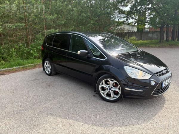 Melns Ford S-Max 2012 Ogre, ar dzinēja tilpumu 2.00 L un nobraukumu 216 tūkst. km par 5450 €, foto 2 vietnē AUTOMOTO.COM.LV
