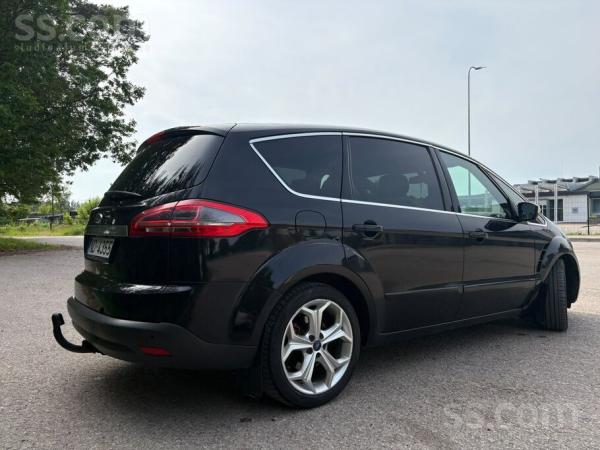 Melns Ford S-Max 2012 Ogre, ar dzinēja tilpumu 2.00 L un nobraukumu 216 tūkst. km par 5450 €, foto 3 vietnē AUTOMOTO.COM.LV