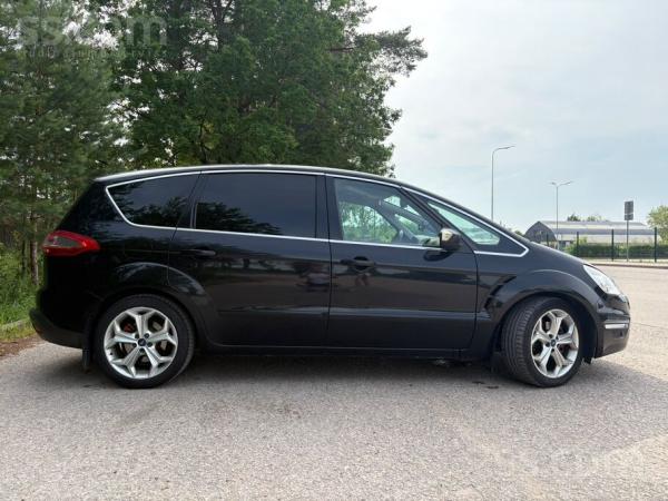 Melns Ford S-Max 2012 Ogre, ar dzinēja tilpumu 2.00 L un nobraukumu 216 tūkst. km par 5450 €, foto 5 vietnē AUTOMOTO.COM.LV