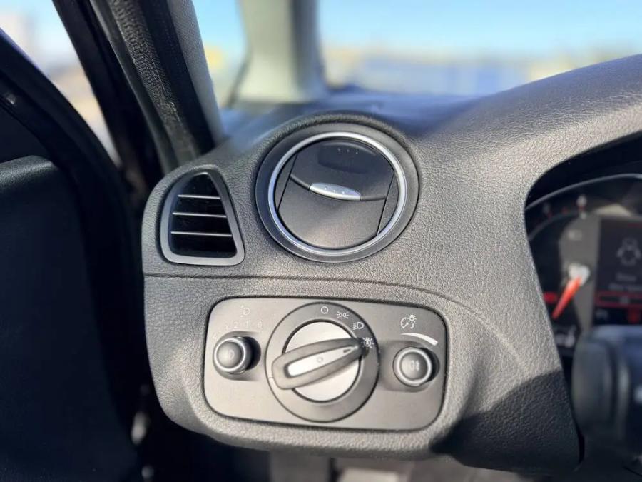 Melns Ford S-Max 2012 Rīga, ar dzinēja tilpumu 2.00 L un nobraukumu 315 tūkst. km par 6300 €, foto 13 vietnē AUTOMOTO.COM.LV