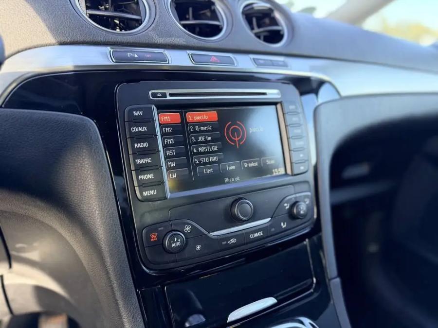 Melns Ford S-Max 2012 Rīga, ar dzinēja tilpumu 2.00 L un nobraukumu 315 tūkst. km par 6300 €, foto 15 vietnē AUTOMOTO.COM.LV