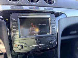 Melns Ford S-Max 2012 Rīga, ar dzinēja tilpumu 2.00 L un nobraukumu 315 tūkst. km par 6300 €, foto 19 vietnē AUTOMOTO.COM.LV