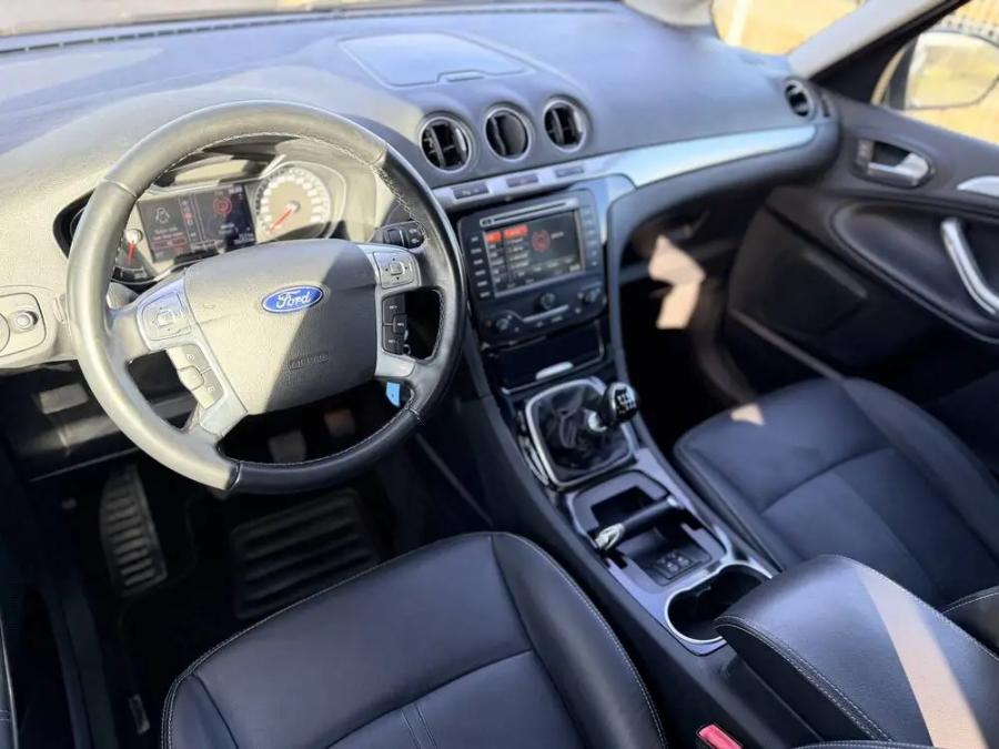 Melns Ford S-Max 2012 Rīga, ar dzinēja tilpumu 2.00 L un nobraukumu 315 tūkst. km par 6300 €, foto 21 vietnē AUTOMOTO.COM.LV