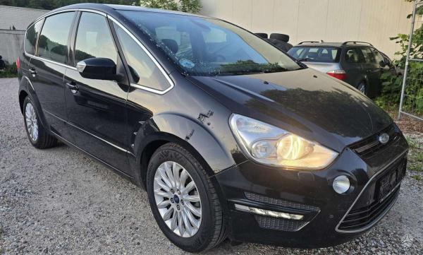 Melns Ford S-Max 2012 Kauņa, ar dzinēja tilpumu 2.00 L un nobraukumu 341 tūkst. km par 3390 €, foto 1 vietnē AUTOMOTO.COM.LV