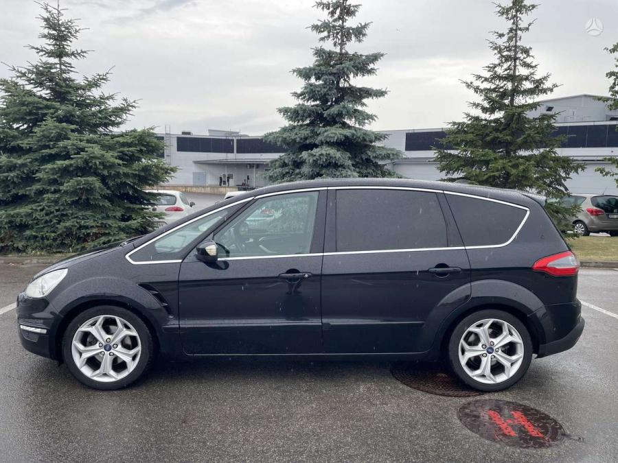 Melns Ford S-Max 2012 Panevēža, ar dzinēja tilpumu 2.00 L un nobraukumu 324 tūkst. km par 4750 €, foto 3 vietnē AUTOMOTO.COM.LV