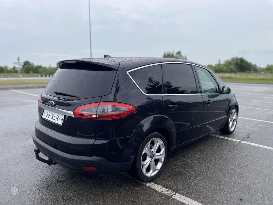 Melns Ford S-Max 2012 Panevēža, ar dzinēja tilpumu 2.00 L un nobraukumu 324 tūkst. km par 4750 €, foto 4 vietnē AUTOMOTO.COM.LV