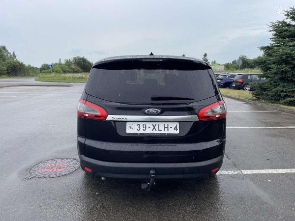 Black Ford S-Max 2012 in Panevezys, with an engine capacity of 2.00 L and mileage of 324 thousand km for 4750 €, photo 6 on AUTOMOTO.COM.LV