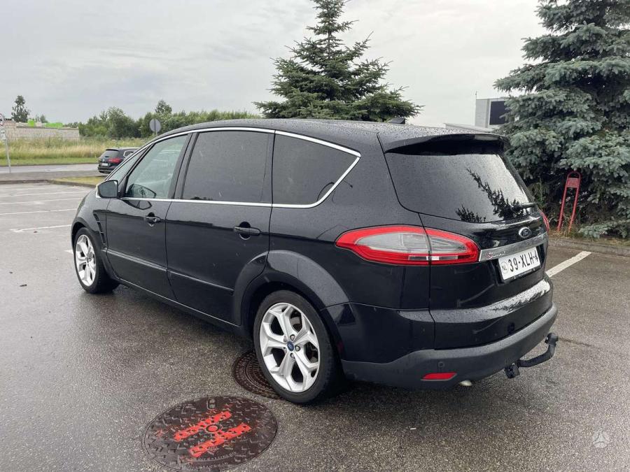 Melns Ford S-Max 2012 Panevēža, ar dzinēja tilpumu 2.00 L un nobraukumu 324 tūkst. km par 4750 €, foto 8 vietnē AUTOMOTO.COM.LV