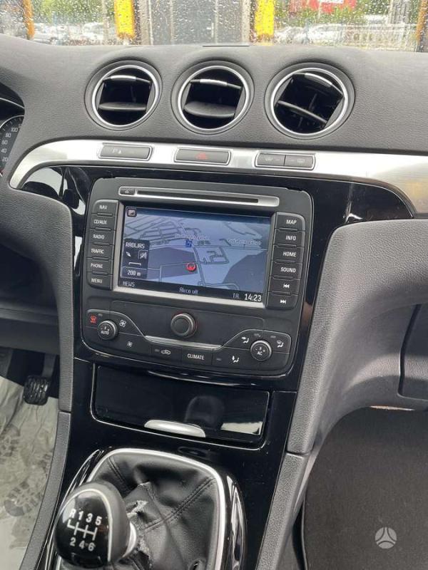 Black Ford S-Max 2012 in Panevezys, with an engine capacity of 2.00 L and mileage of 324 thousand km for 4750 €, photo 9 on AUTOMOTO.COM.LV