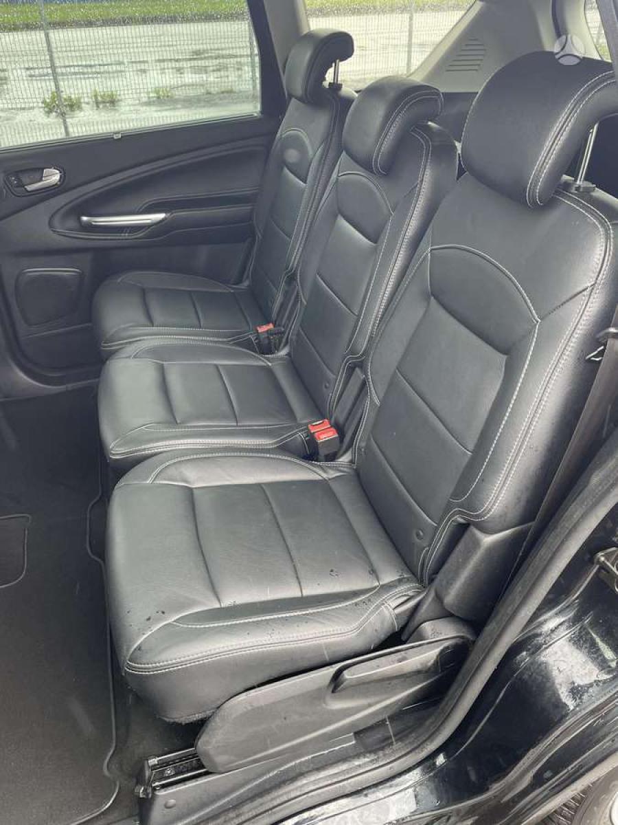 Melns Ford S-Max 2012 Panevēža, ar dzinēja tilpumu 2.00 L un nobraukumu 324 tūkst. km par 4750 €, foto 18 vietnē AUTOMOTO.COM.LV