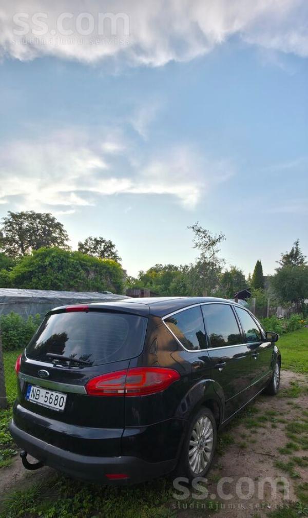 Melns Ford S-Max 2012 Dobele, ar dzinēja tilpumu 2.00 L un nobraukumu 296 tūkst. km par 4000 €, foto 2 vietnē AUTOMOTO.COM.LV