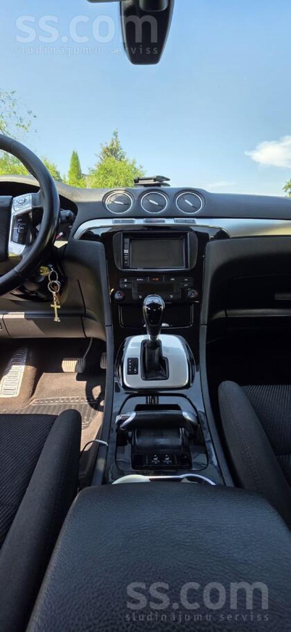 Melns Ford S-Max 2012 Dobele, ar dzinēja tilpumu 2.00 L un nobraukumu 296 tūkst. km par 4000 €, foto 6 vietnē AUTOMOTO.COM.LV