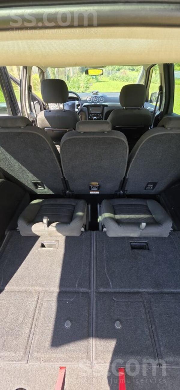 Melns Ford S-Max 2012 Dobele, ar dzinēja tilpumu 2.00 L un nobraukumu 296 tūkst. km par 4000 €, foto 8 vietnē AUTOMOTO.COM.LV