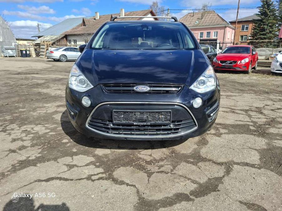 Melns Ford S-Max 2012 Pasvalys, ar dzinēja tilpumu 1.60 L un nobraukumu 293 tūkst. km par 3100 €, foto 1 vietnē AUTOMOTO.COM.LV