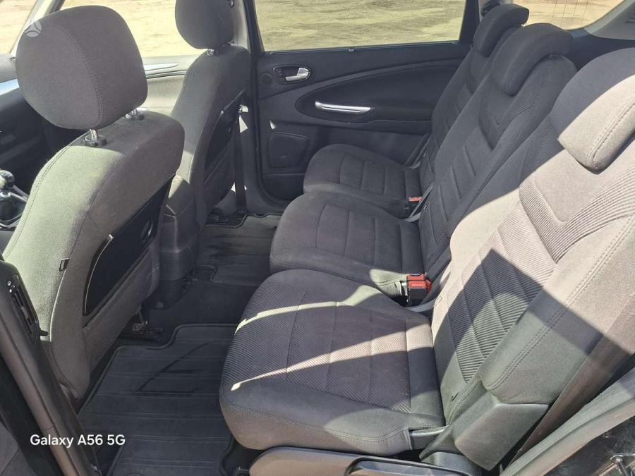 Melns Ford S-Max 2012 Pasvalys, ar dzinēja tilpumu 1.60 L un nobraukumu 293 tūkst. km par 3100 €, foto 13 vietnē AUTOMOTO.COM.LV
