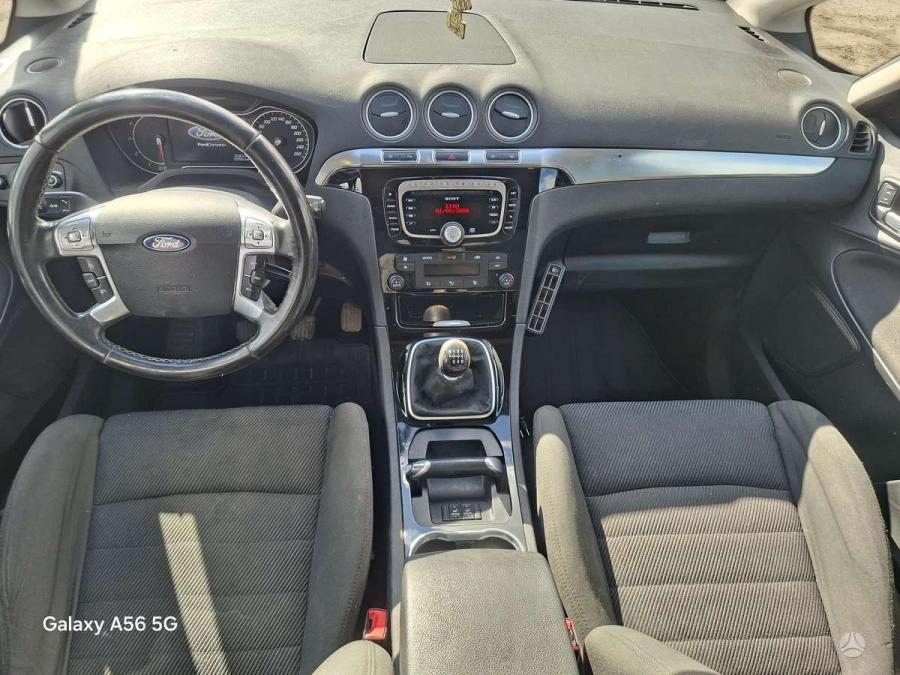Melns Ford S-Max 2012 Pasvalys, ar dzinēja tilpumu 1.60 L un nobraukumu 293 tūkst. km par 3100 €, foto 14 vietnē AUTOMOTO.COM.LV