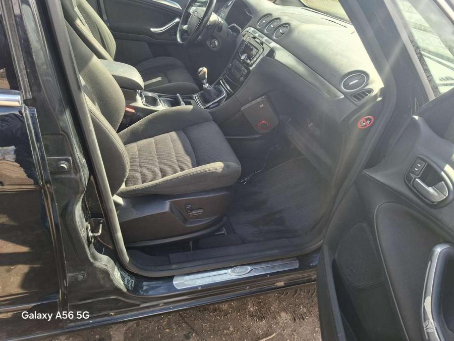 Melns Ford S-Max 2012 Pasvalys, ar dzinēja tilpumu 1.60 L un nobraukumu 293 tūkst. km par 3100 €, foto 19 vietnē AUTOMOTO.COM.LV