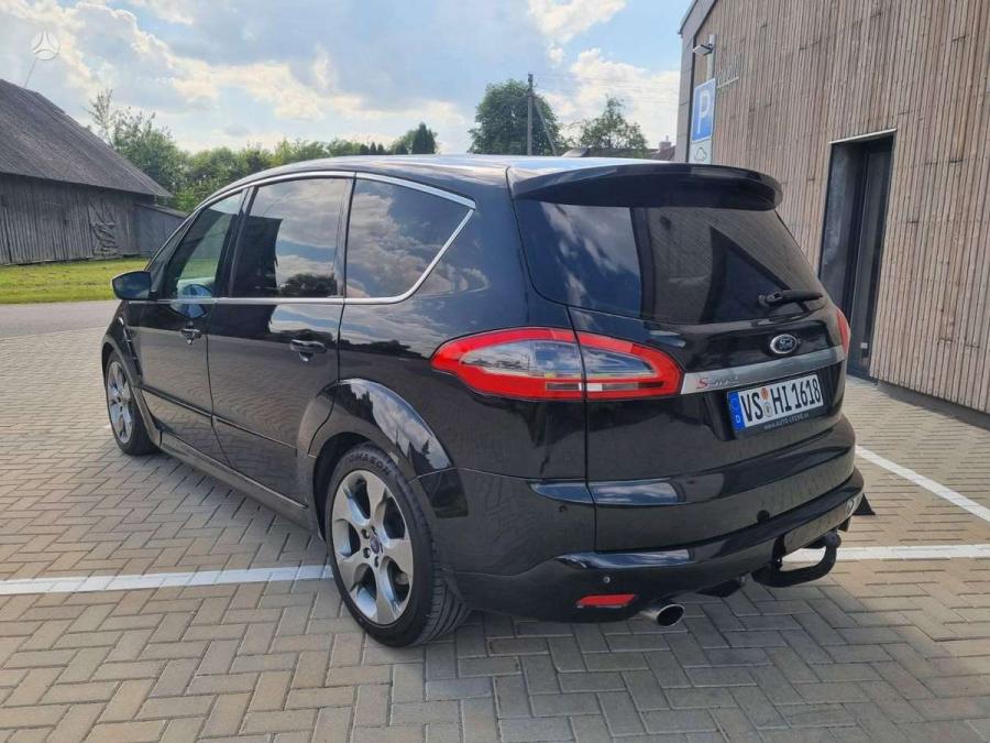 Melns Ford S-Max 2012 Panevēža, ar dzinēja tilpumu 2.18 L un nobraukumu 298 tūkst. km par 6100 €, foto 4 vietnē AUTOMOTO.COM.LV