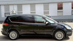 Black Ford S-Max 2012 in Panevezys, with an engine capacity of 2.00 L and mileage of 250 thousand km for 5500 €, photo 7 on AUTOMOTO.COM.LV