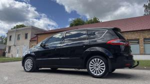 Black Ford S-Max 2012 in Panevezys, with an engine capacity of 2.00 L and mileage of 250 thousand km for 5500 €, photo 14 on AUTOMOTO.COM.LV