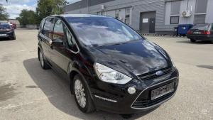 Black Ford S-Max 2012 in Panevezys, with an engine capacity of 2.00 L and mileage of 250 thousand km for 5500 €, photo 19 on AUTOMOTO.COM.LV