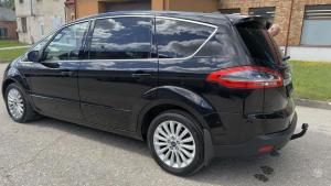 Black Ford S-Max 2012 in Panevezys, with an engine capacity of 2.00 L and mileage of 250 thousand km for 5500 €, photo 24 on AUTOMOTO.COM.LV