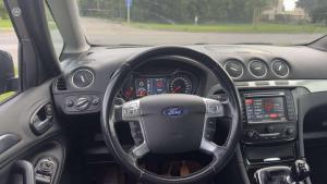 Black Ford S-Max 2012 in Panevezys, with an engine capacity of 2.00 L and mileage of 250 thousand km for 5500 €, photo 25 on AUTOMOTO.COM.LV