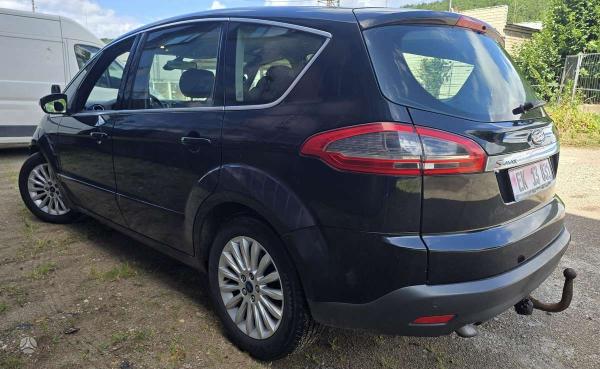 Black Ford S-Max 2012 in Kaunas, with an engine capacity of 2.00 L and mileage of 342 thousand km for 2999 €, photo 4 on AUTOMOTO.COM.LV