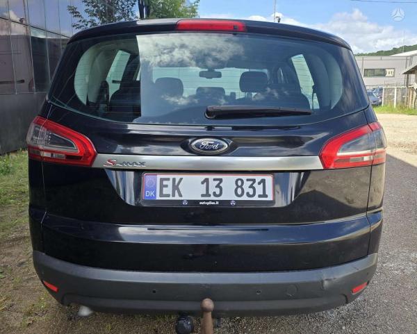 Black Ford S-Max 2012 in Kaunas, with an engine capacity of 2.00 L and mileage of 341 thousand km for 2899 €, photo 9 on AUTOMOTO.COM.LV