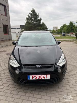Black Ford S-Max 2012 in Mazeikiai, with an engine capacity of 2.00 L and mileage of 268 thousand km for 4500 €, photo 4 on AUTOMOTO.COM.LV