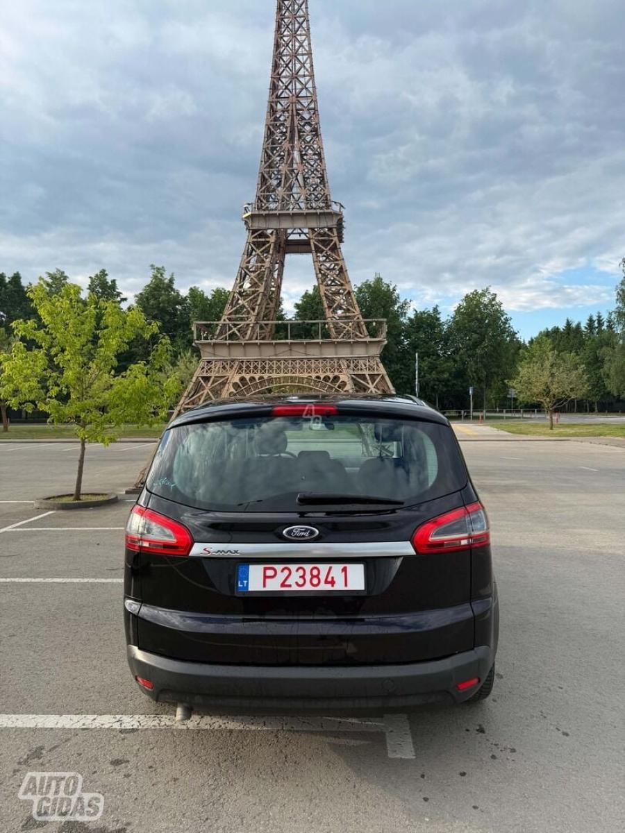Black Ford S-Max 2012 in Mazeikiai, with an engine capacity of 2.00 L and mileage of 268 thousand km for 4500 €, photo 13 on AUTOMOTO.COM.LV