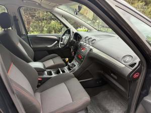 Black Ford S-Max 2012 in Mazeikiai, with an engine capacity of 2.00 L and mileage of 268 thousand km for 4500 €, photo 33 on AUTOMOTO.COM.LV