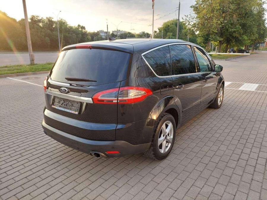 Black Ford S-Max 2012 in Kaunas, with an engine capacity of 2.20 L and mileage of 278 thousand km for 4990 €, photo 8 on AUTOMOTO.COM.LV