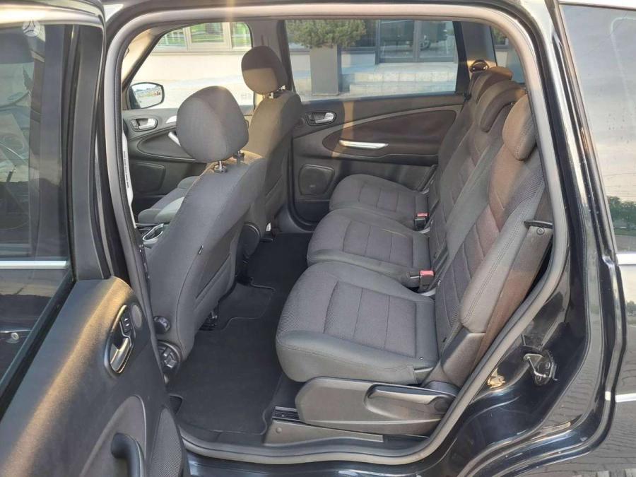 Black Ford S-Max 2012 in Kaunas, with an engine capacity of 2.20 L and mileage of 278 thousand km for 4990 €, photo 14 on AUTOMOTO.COM.LV
