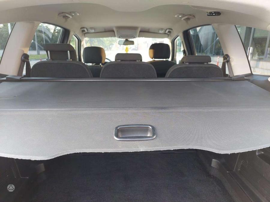 Black Ford S-Max 2012 in Kaunas, with an engine capacity of 2.20 L and mileage of 278 thousand km for 4990 €, photo 16 on AUTOMOTO.COM.LV
