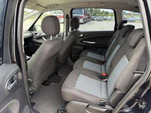 Black Ford S-Max 2012 in Taurage, with an engine capacity of 2.00 L and mileage of 299 thousand km for 4900 €, photo 14 on AUTOMOTO.COM.LV